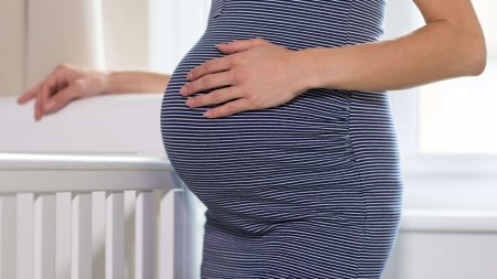 Lightening: When Does Baby Drop? Is It a Sign of Labor?